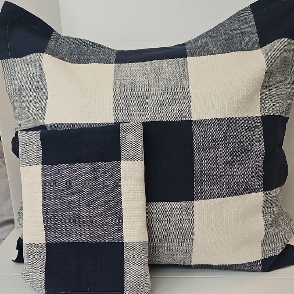 Pottery Barn | Bedding | Pottery Barn Buffalo Check Navy White Woven ...